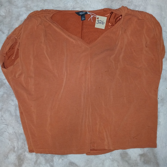 Simply Vera Vera Wang | Tops | Simply Vera Vera Wang Orange Short ...